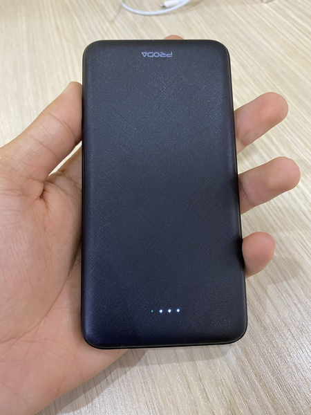 Powerbank sotiladi