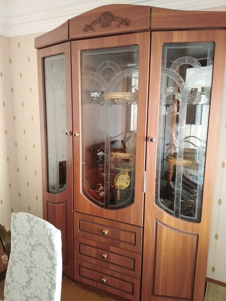 Mebel sotiladi 500min