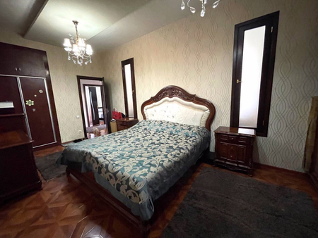 Продается 3-х комнатная в центре