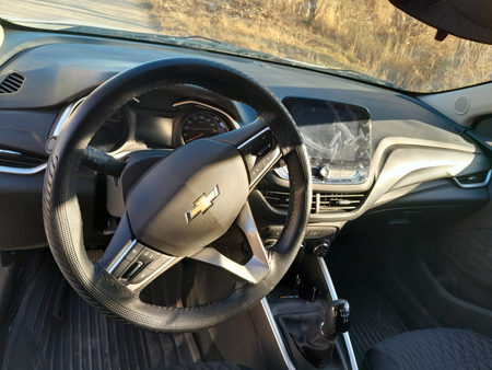 автомобиль оникс
