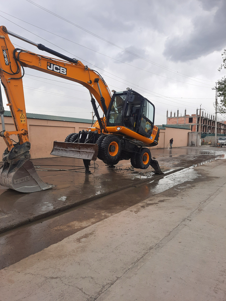 Продам экскаватор jcb 160