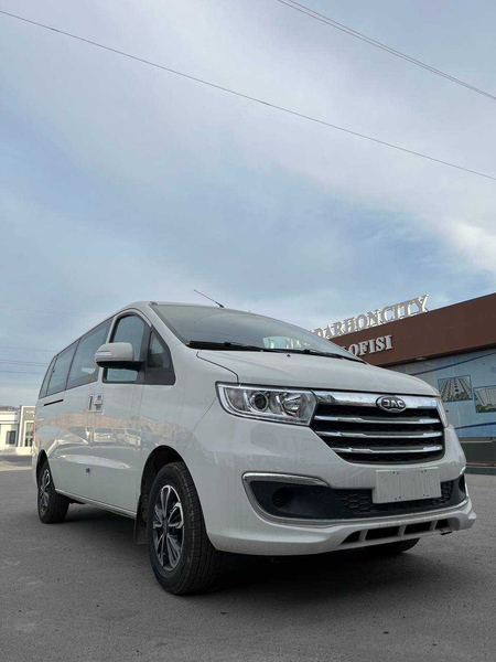 JAC M3 PLUS minibus