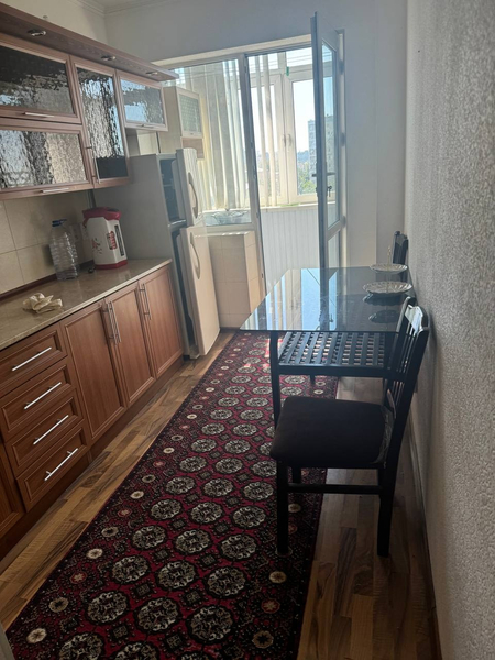 Arenda qizlag jahon tillaga yaqin 3 yoki 4 qiz olamiz 2 xona 90 Uye