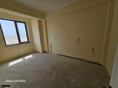 Yangi uy sotiladi eco shaxarda 3 xona 88m²