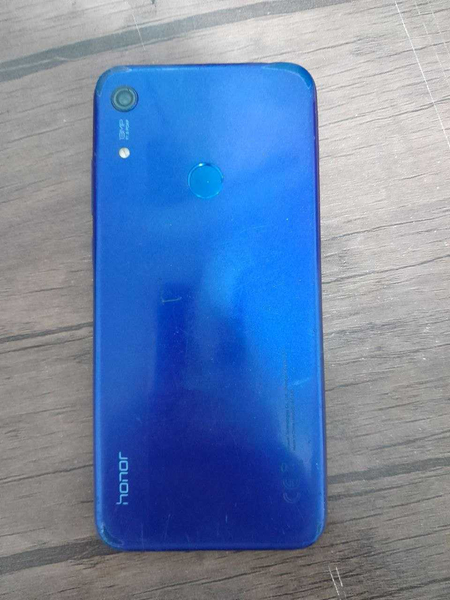 telefon honor 8a