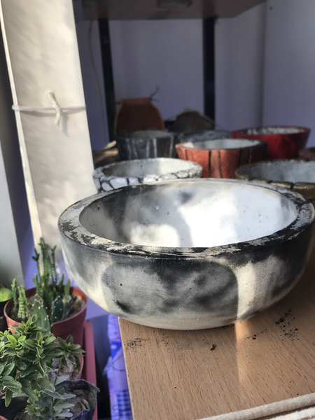 Продам цветочные горшки из бетона!
