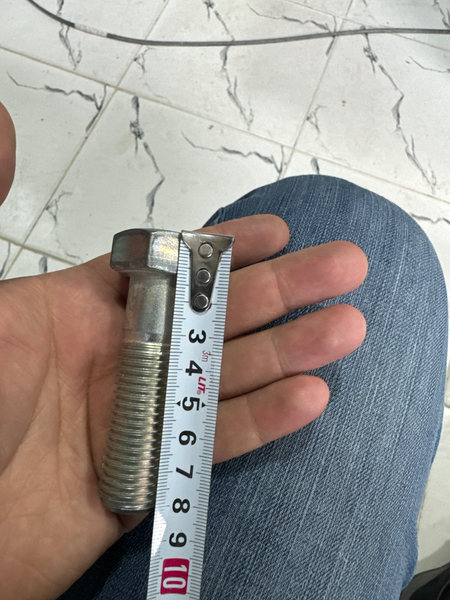 Bolt 20x80 mm 8.8 qalinligi