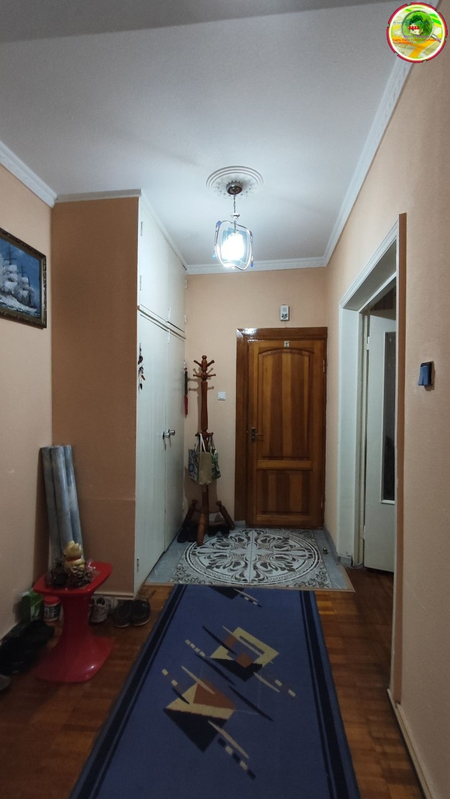 Продаю  3х комнатную квартиру