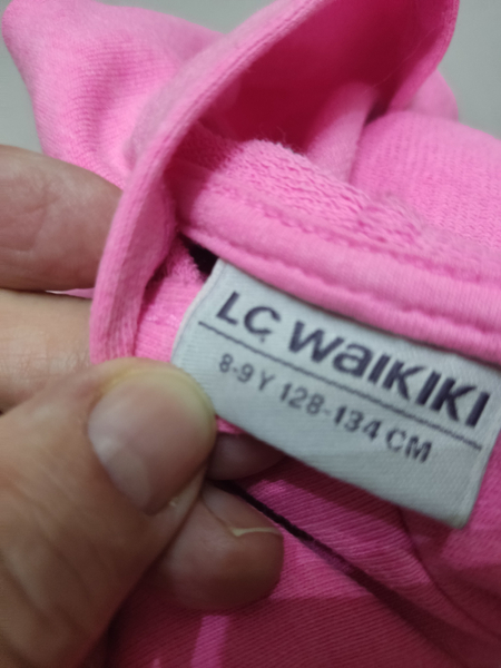 Продам детские кофточки