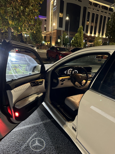Mercedez Benz S-Class