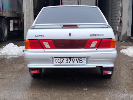 Lada 2115 sotuvda