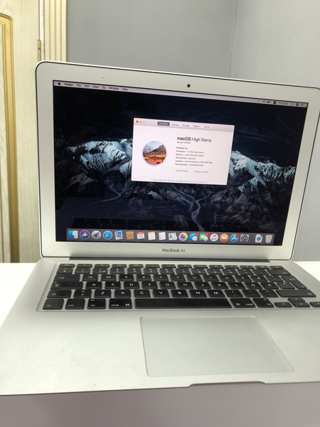 Macbook air 13 intel core i5