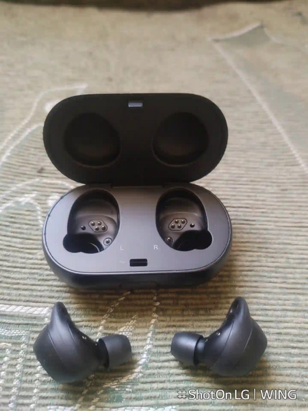 SAMSUNG Gear IconX (4753) 4gb