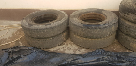 Kamaz balon 280 2tasi 70% tishi  srochni sotildi qogan 7tasi 20  10 %t