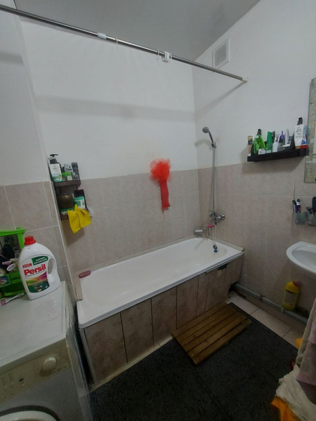Сергели 10 худуд новостройка 2/2/9 балкон 2×6 58кв.м 56500 у.е