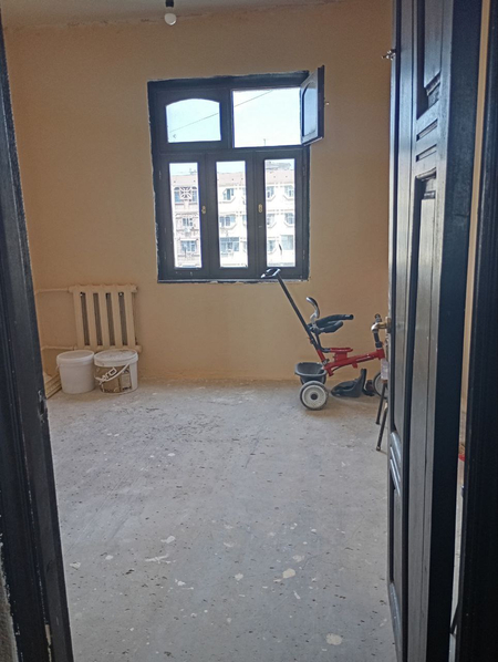 Uy sotiladi 6 xona. Продается квартира 6 комната