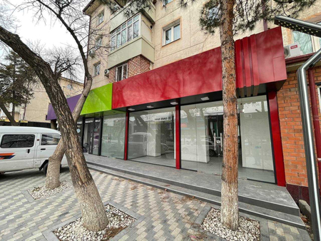Продаётся коммерческое помещение вдоль дороги Саёхат