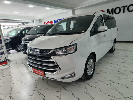 Jac m4 MINIVEN 9