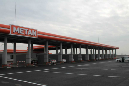BM8779 Продаётся наложенный бизнес с недвижимостью