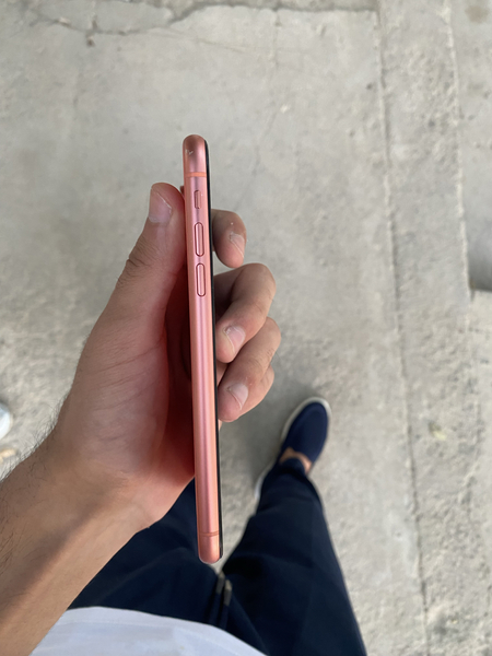 iphone xr sotiladi