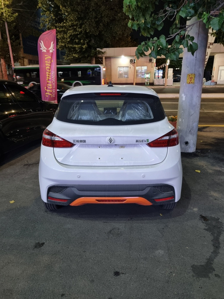GMES avtomobil sotiladi srochna