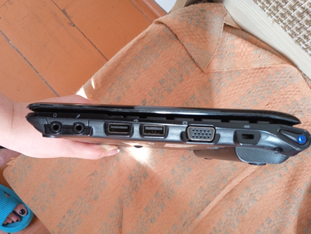 Ноутбук SAMSUNG NC 110