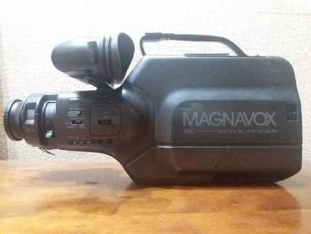 Видеокамера MAGNAVOX