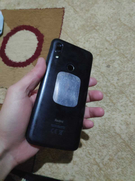 Telefon Redmi 7 3/32gb