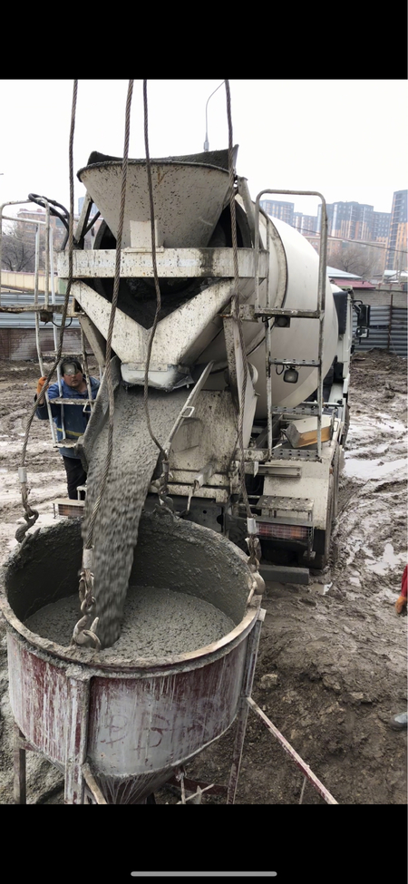Товарный бетон, Tayyor Beton 10-12-16 kubali mikserda. 100dan600marka
