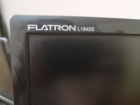 Монитор Flatron  L1943S, В хорошем состоянии
