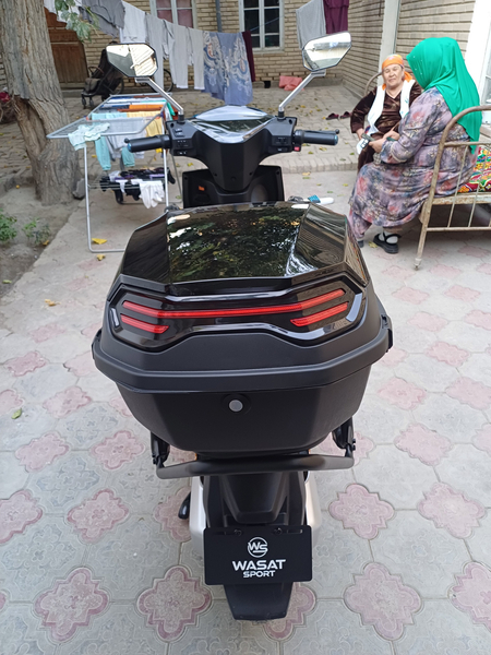 Продам скутер новый срочно