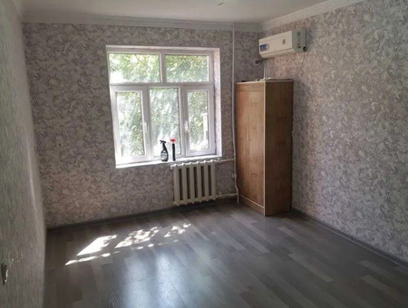 8 квартал Чиланзар.  1в2/2/4  ор-р Школа 183