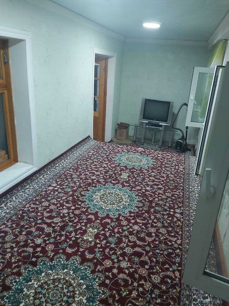 (К110112) Uchtepa tumanida 4-xonali kvartira sotiladi