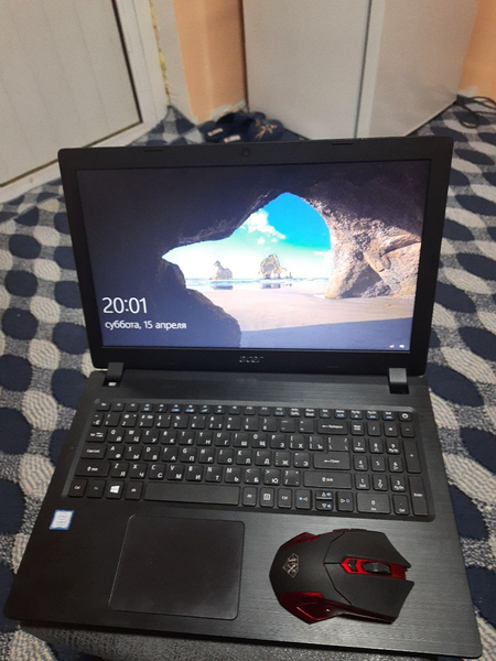 Notebook sotiladi.