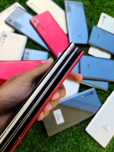 LG Velvet 5G. Snapdragon 765. OzU 8/128 GB. Garantya bor Optom va Dona