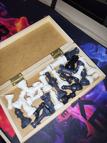 Настольная игра шахматы