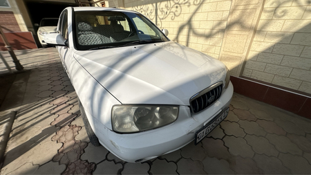 Hyundai avante xd 2001