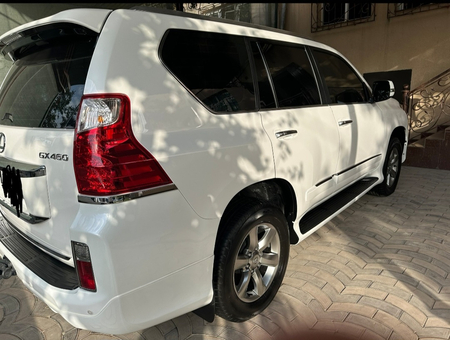 Срочно продаётся Lexus GX460