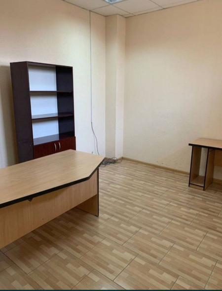 Офис 15,32,42 м2 ор Метро Чиланзар