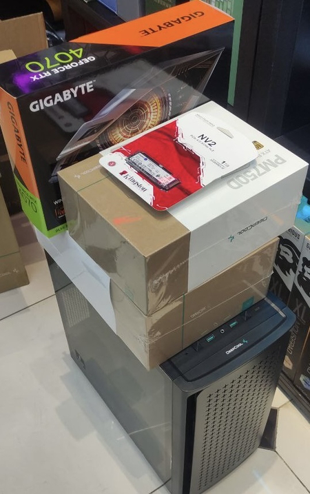 Продам компьютер с монитором для видеомонтажа, игр в 2к разрешении.