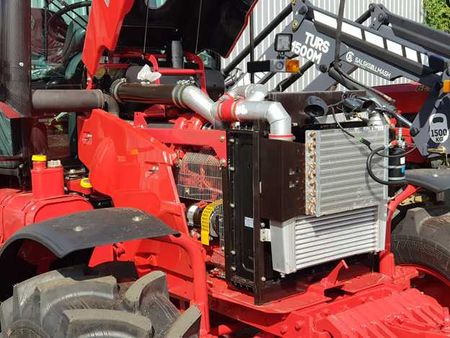 Traktor BELARUS-1221.3  Nasiya Savdo RIbosiz