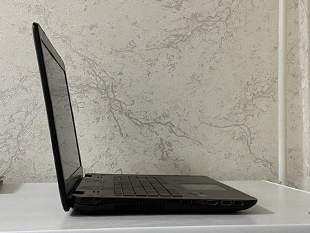 Ноутбук ASUS G771J Republic of Gamers 90NB0856-M00170 i7 4720HQ/8/2TB