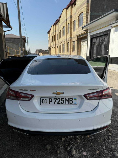 Malibu 2.4 Atmosferniy sotiladi