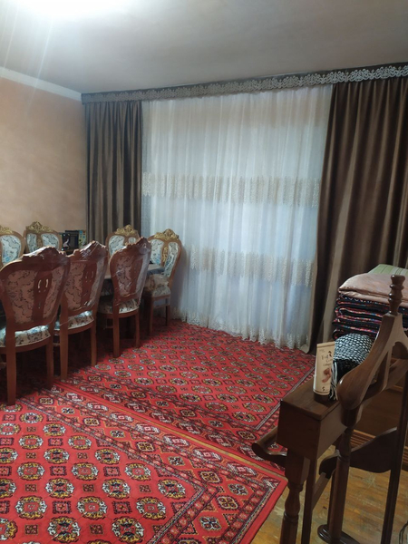 Срочно Продаётся 1 ком квартира Яшнабадский район (142)