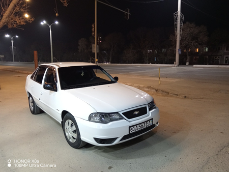 Neksiya 1,6 ideyaloye moshina