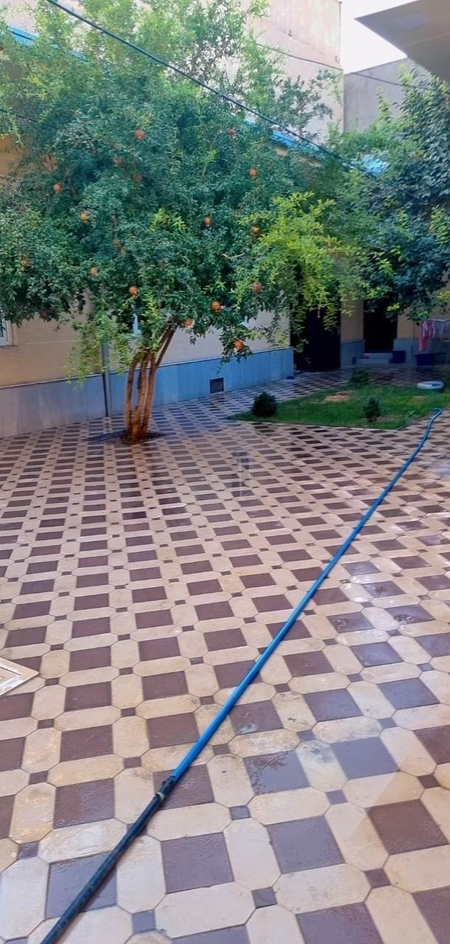 Yunusobod sentrda 6 sotih uy SOTILADI 300.000