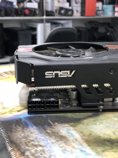 Videokarta Asus GTX570