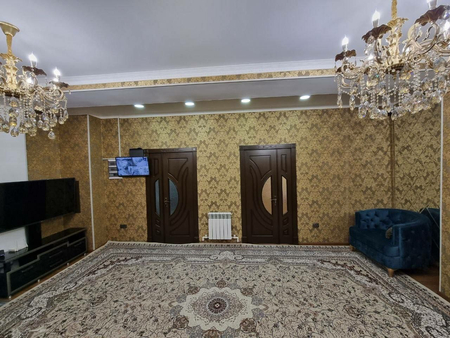 Квартира на Паркенском 3/1/8 с мебелью техникой ремонт хороший
