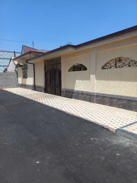 Дом возле Аэропорта, 4 комнаты. Можно посуточно.