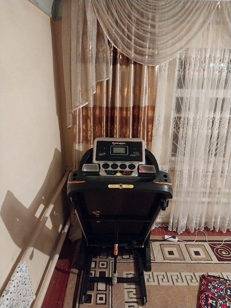 Беговая дорожка почти новый